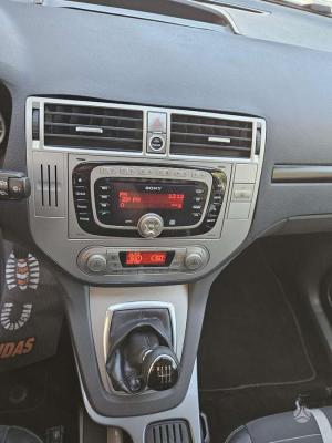 White Ford Kuga 2010 in Siauliai, with an engine capacity of 2.00 L and mileage of 254 thousand km for 5950 €, photo 20 on AUTOMOTO.COM.LV