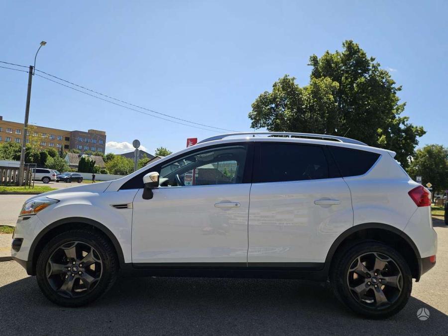 Balts Ford Kuga 2010 Šauļi, ar dzinēja tilpumu 2.00 L un nobraukumu 254 tūkst. km par 5950 €, foto 10 vietnē AUTOMOTO.COM.LV
