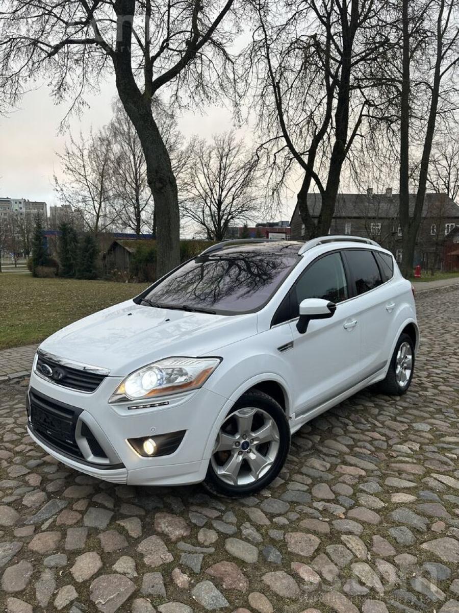White Ford Kuga 2011 in Jelgava, with an engine capacity of 2.00 L and mileage of 212 thousand km for 6500 €, photo 2 on AUTOMOTO.COM.LV