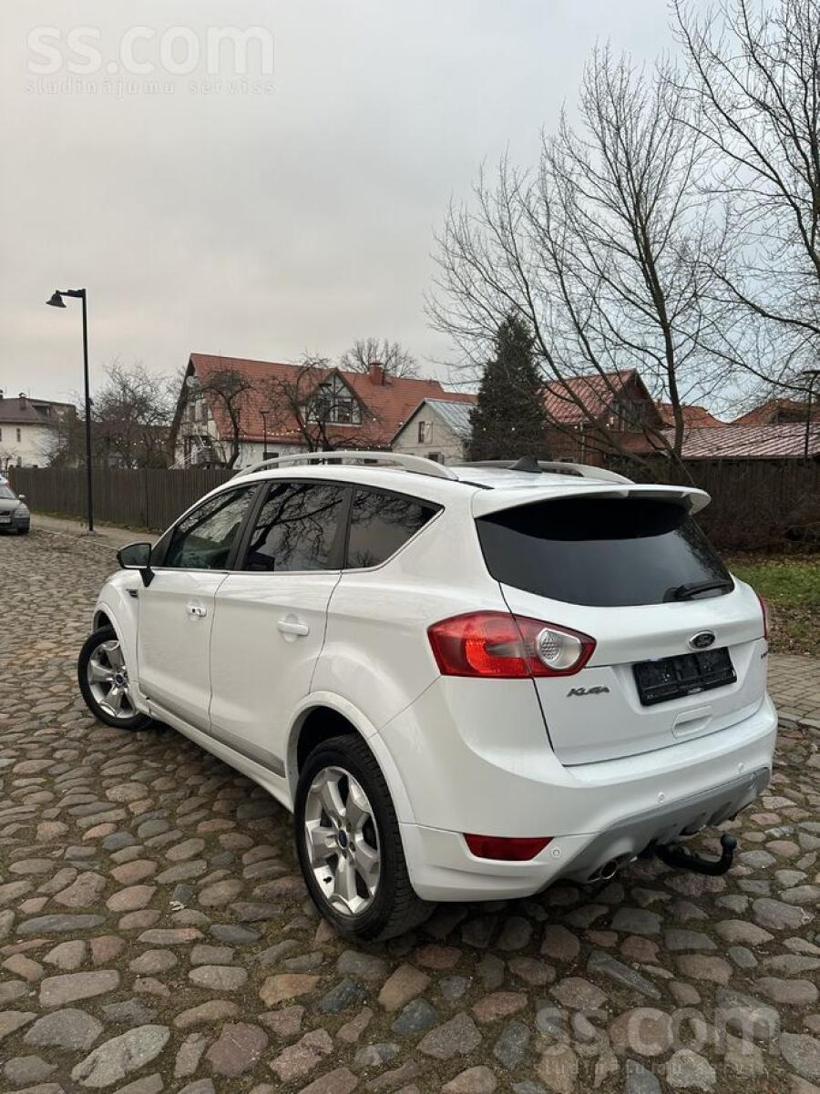 White Ford Kuga 2011 in Jelgava, with an engine capacity of 2.00 L and mileage of 212 thousand km for 6500 €, photo 4 on AUTOMOTO.COM.LV