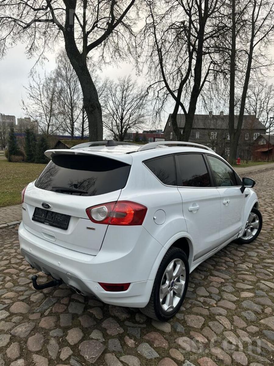 White Ford Kuga 2011 in Jelgava, with an engine capacity of 2.00 L and mileage of 212 thousand km for 6500 €, photo 5 on AUTOMOTO.COM.LV
