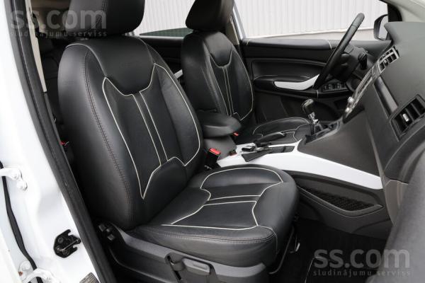 Balts Ford Kuga 2011 Tukums, ar dzinēja tilpumu 2.00 L un nobraukumu 277 tūkst. km par 6900 €, foto 9 vietnē AUTOMOTO.COM.LV