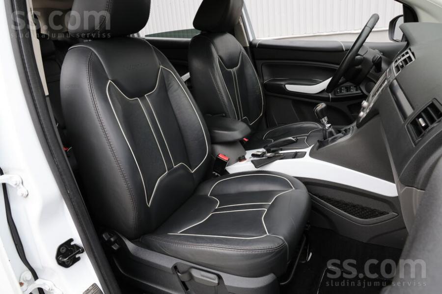 Balts Ford Kuga 2011 Tukums, ar dzinēja tilpumu 2.00 L un nobraukumu 277 tūkst. km par 6900 €, foto 10 vietnē AUTOMOTO.COM.LV