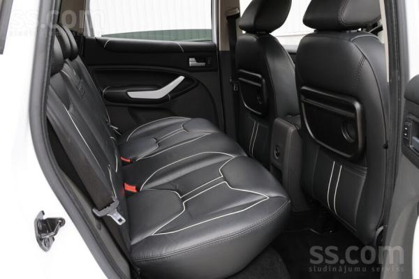 Balts Ford Kuga 2011 Tukums, ar dzinēja tilpumu 2.00 L un nobraukumu 277 tūkst. km par 6900 €, foto 10 vietnē AUTOMOTO.COM.LV