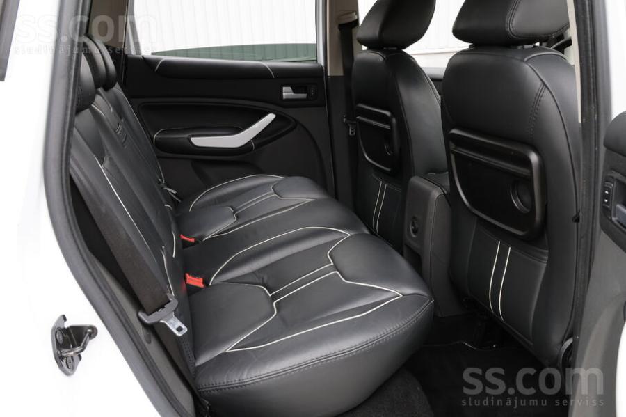 Balts Ford Kuga 2011 Tukums, ar dzinēja tilpumu 2.00 L un nobraukumu 277 tūkst. km par 6900 €, foto 11 vietnē AUTOMOTO.COM.LV