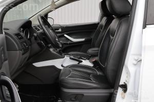Balts Ford Kuga 2011 Tukums, ar dzinēja tilpumu 2.00 L un nobraukumu 277 tūkst. km par 6900 €, foto 13 vietnē AUTOMOTO.COM.LV
