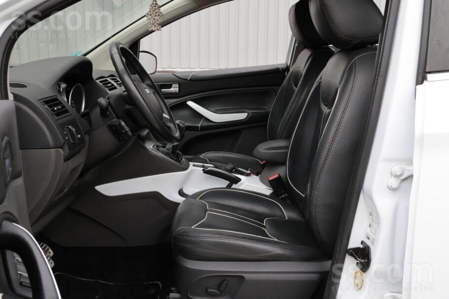 Balts Ford Kuga 2011 Tukums, ar dzinēja tilpumu 2.00 L un nobraukumu 277 tūkst. km par 6900 €, foto 13 vietnē AUTOMOTO.COM.LV