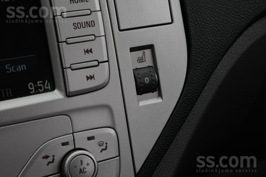 Balts Ford Kuga 2011 Tukums, ar dzinēja tilpumu 2.00 L un nobraukumu 277 tūkst. km par 6900 €, foto 20 vietnē AUTOMOTO.COM.LV