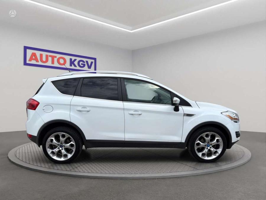 White Ford Kuga 2011 in Klaipeda, with an engine capacity of 2.00 L and mileage of 254 thousand km for 5599 €, photo 7 on AUTOMOTO.COM.LV