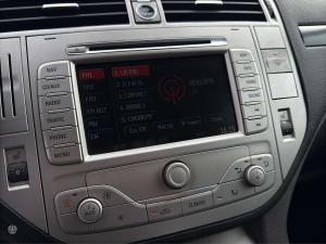 White Ford Kuga 2011 in Klaipeda, with an engine capacity of 2.00 L and mileage of 254 thousand km for 5599 €, photo 17 on AUTOMOTO.COM.LV