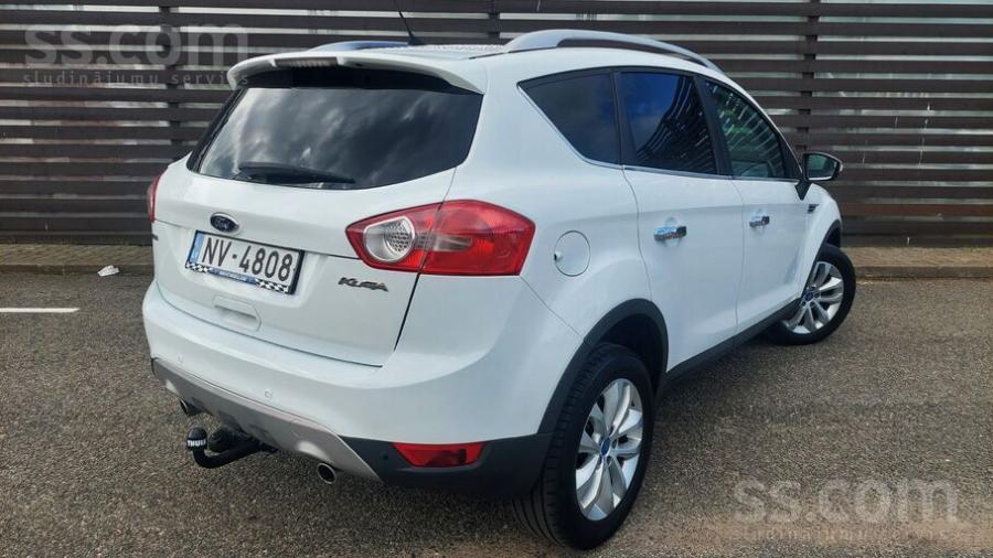 White Ford Kuga 2011 in Riga, with an engine capacity of 2.00 L and mileage of 262 thousand km for 6400 €, photo 6 on AUTOMOTO.COM.LV