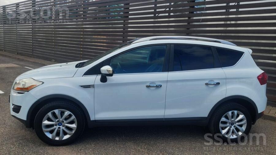 White Ford Kuga 2011 in Riga, with an engine capacity of 2.00 L and mileage of 262 thousand km for 6400 €, photo 11 on AUTOMOTO.COM.LV