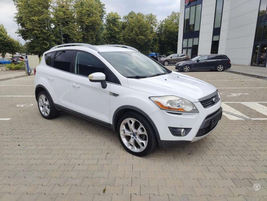 Balts Ford Kuga 2011 Kauņa, ar dzinēja tilpumu 2.00 L un nobraukumu 118 tūkst. km par 5900 €, foto 1 vietnē AUTOMOTO.COM.LV