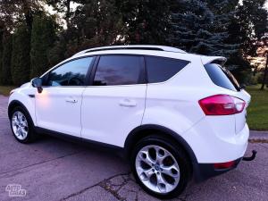 White Ford Kuga 2011 in Mazeikiai, with an engine capacity of 2.00 L and mileage of 246 thousand km for 5600 €, photo 5 on AUTOMOTO.COM.LV