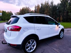 White Ford Kuga 2011 in Mazeikiai, with an engine capacity of 2.00 L and mileage of 246 thousand km for 5600 €, photo 6 on AUTOMOTO.COM.LV