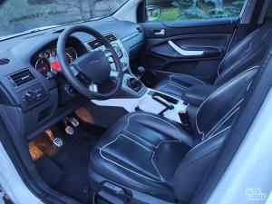 White Ford Kuga 2011 in Mazeikiai, with an engine capacity of 2.00 L and mileage of 246 thousand km for 5600 €, photo 10 on AUTOMOTO.COM.LV