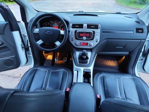 White Ford Kuga 2011 in Mazeikiai, with an engine capacity of 2.00 L and mileage of 246 thousand km for 5600 €, photo 11 on AUTOMOTO.COM.LV