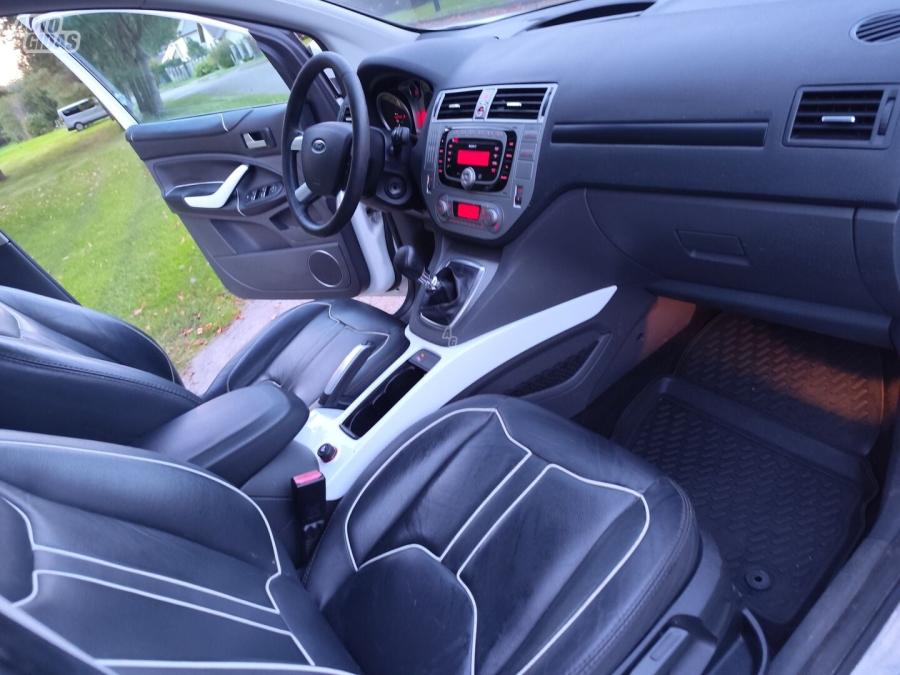 White Ford Kuga 2011 in Mazeikiai, with an engine capacity of 2.00 L and mileage of 246 thousand km for 5600 €, photo 13 on AUTOMOTO.COM.LV