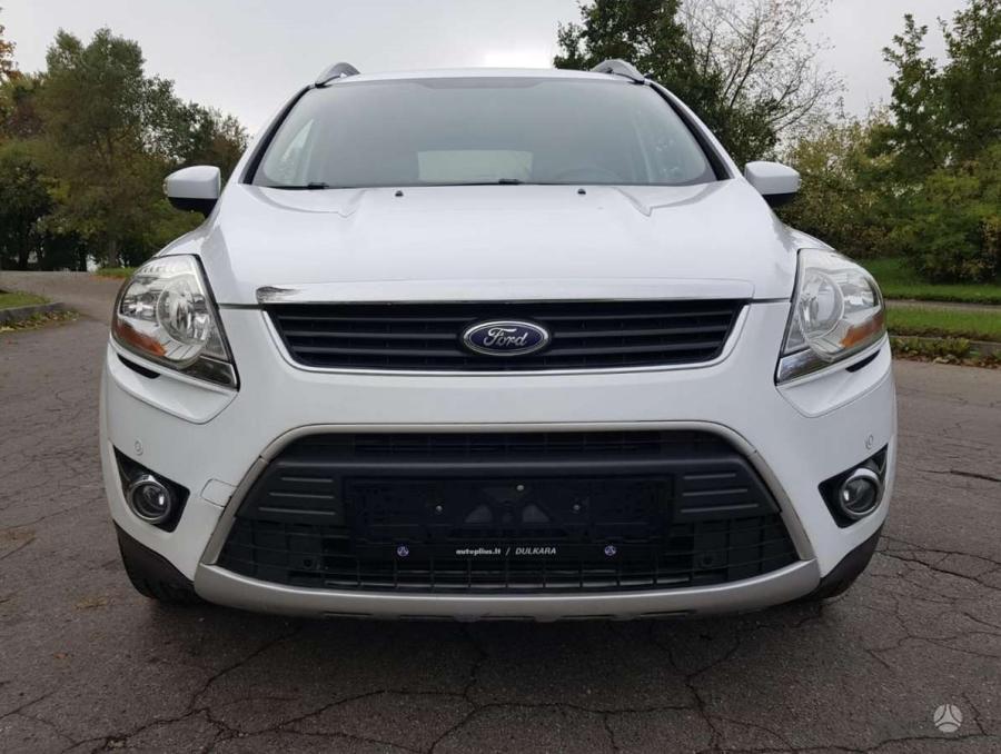 White Ford Kuga 2011 in Siauliai, with an engine capacity of 2.00 L and mileage of 205 thousand km for 4700 €, photo 3 on AUTOMOTO.COM.LV