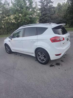 White Ford Kuga 2012 in Joniskis, with an engine capacity of 2.00 L and mileage of 229 thousand km for 7200 €, photo 3 on AUTOMOTO.COM.LV