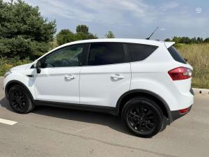 White Ford Kuga 2012 in Vilnius, with an engine capacity of 2.00 L and mileage of 289 thousand km for 4200 €, photo 6 on AUTOMOTO.COM.LV