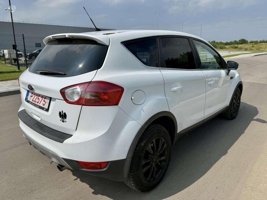 White Ford Kuga 2012 in Vilnius, with an engine capacity of 2.00 L and mileage of 289 thousand km for 4200 €, photo 10 on AUTOMOTO.COM.LV