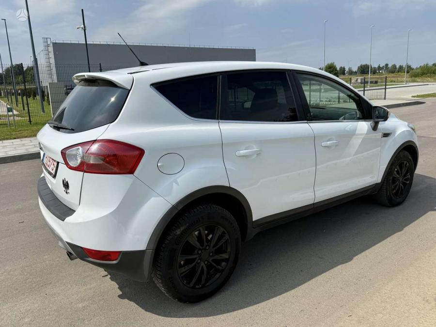 White Ford Kuga 2012 in Vilnius, with an engine capacity of 2.00 L and mileage of 289 thousand km for 4200 €, photo 11 on AUTOMOTO.COM.LV