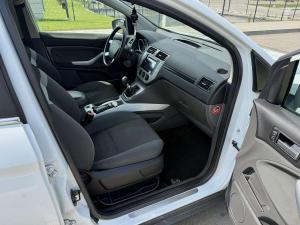 White Ford Kuga 2012 in Vilnius, with an engine capacity of 2.00 L and mileage of 289 thousand km for 4200 €, photo 17 on AUTOMOTO.COM.LV