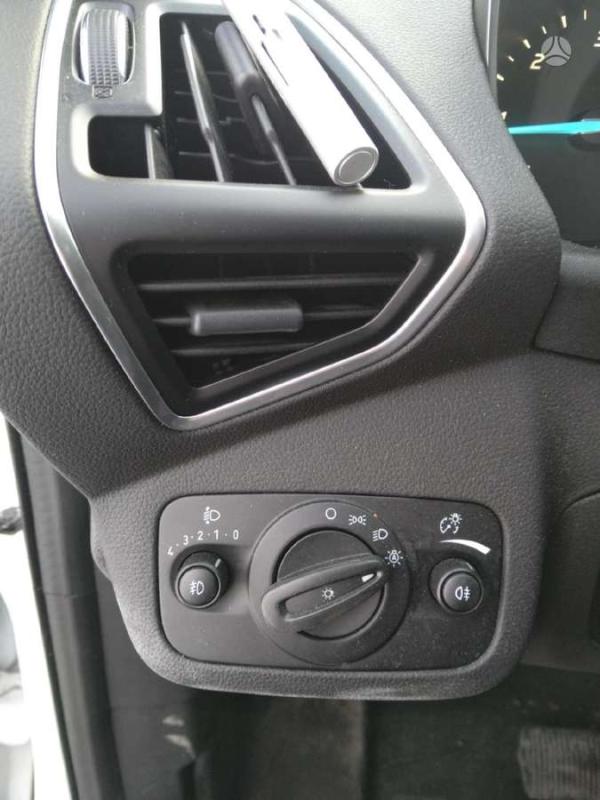Balts Ford Kuga 2013 Viļņa, ar dzinēja tilpumu 2.00 L un nobraukumu 150 tūkst. km par 8450 €, foto 11 vietnē AUTOMOTO.COM.LV