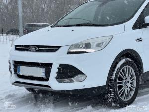 White Ford Kuga 2013 in Taurage, with an engine capacity of 2.00 L and mileage of 216 thousand km for 7500 €, photo 2 on AUTOMOTO.COM.LV