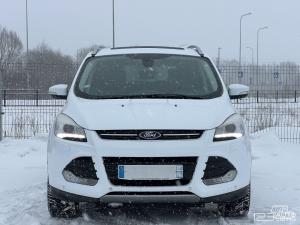 White Ford Kuga 2013 in Taurage, with an engine capacity of 2.00 L and mileage of 216 thousand km for 7500 €, photo 3 on AUTOMOTO.COM.LV