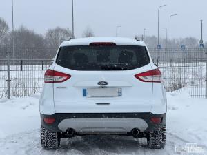 White Ford Kuga 2013 in Taurage, with an engine capacity of 2.00 L and mileage of 216 thousand km for 7500 €, photo 8 on AUTOMOTO.COM.LV