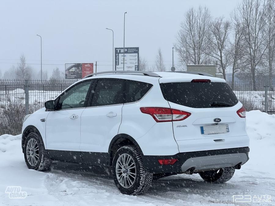 White Ford Kuga 2013 in Taurage, with an engine capacity of 2.00 L and mileage of 216 thousand km for 7500 €, photo 9 on AUTOMOTO.COM.LV