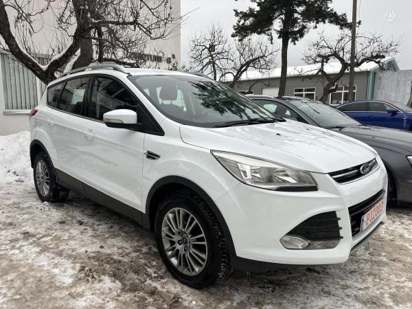 White Ford Kuga 2013 in Kaunas, with an engine capacity of 2.00 L and mileage of 174 thousand km for 7750 €, photo 3 on AUTOMOTO.COM.LV