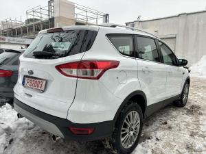 White Ford Kuga 2013 in Kaunas, with an engine capacity of 2.00 L and mileage of 174 thousand km for 7750 €, photo 4 on AUTOMOTO.COM.LV