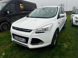 White Ford Kuga 2013 in Taurage, with an engine capacity of 2.00 L and mileage of 263 thousand km for 5400 €, photo  on AUTOMOTO.COM.LV