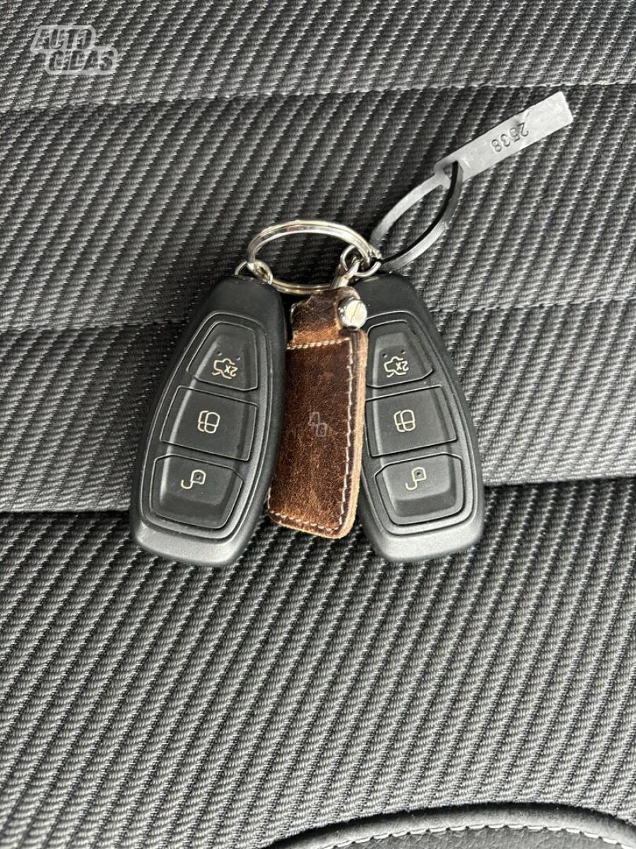 Balts Ford Kuga 2013 Kauņa, ar dzinēja tilpumu 2.00 L un nobraukumu 174 tūkst. km par 6950 €, foto 22 vietnē AUTOMOTO.COM.LV