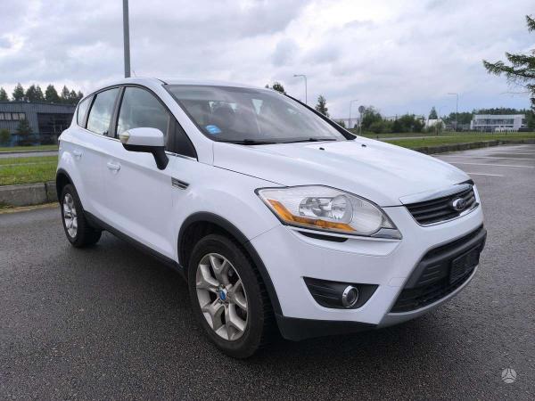 White Ford Kuga 2013 in Panevezys, with an engine capacity of 2.00 L and mileage of 234 thousand km for 5350 €, photo 1 on AUTOMOTO.COM.LV