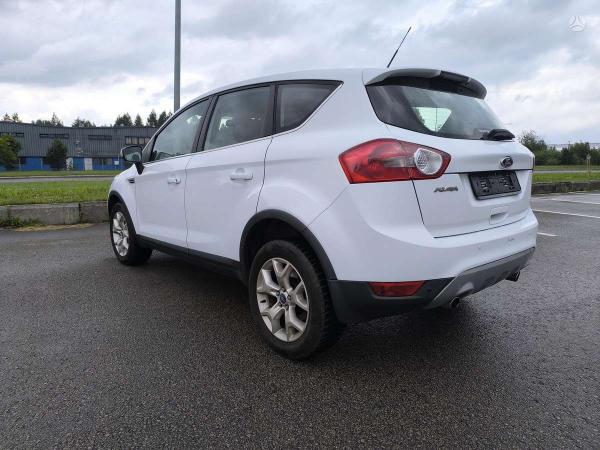 White Ford Kuga 2013 in Panevezys, with an engine capacity of 2.00 L and mileage of 234 thousand km for 5350 €, photo 7 on AUTOMOTO.COM.LV