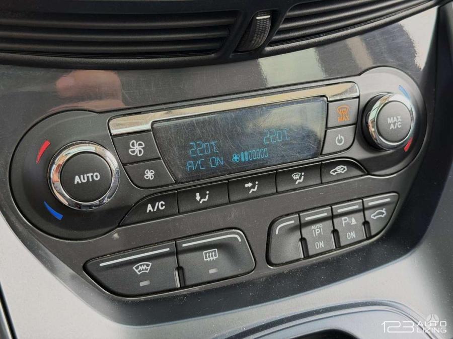 Balts Ford Kuga 2013 Tauragė, ar dzinēja tilpumu 2.00 L un nobraukumu 216 tūkst. km par 6300 €, foto 23 vietnē AUTOMOTO.COM.LV