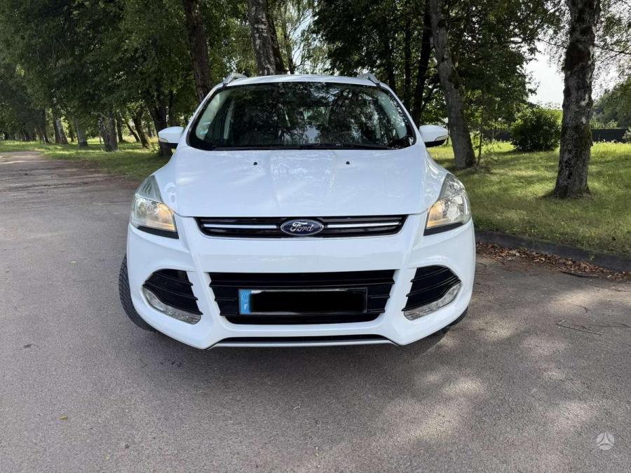 Balts Ford Kuga 2013 Tauragė, ar dzinēja tilpumu 0.00 L un nobraukumu 224 tūkst. km par 6400 €, foto 3 vietnē AUTOMOTO.COM.LV