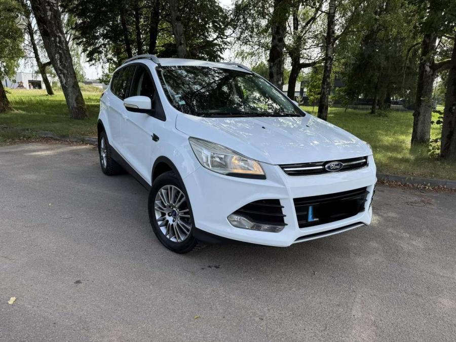 Balts Ford Kuga 2013 Tauragė, ar dzinēja tilpumu 0.00 L un nobraukumu 224 tūkst. km par 6400 €, foto 4 vietnē AUTOMOTO.COM.LV