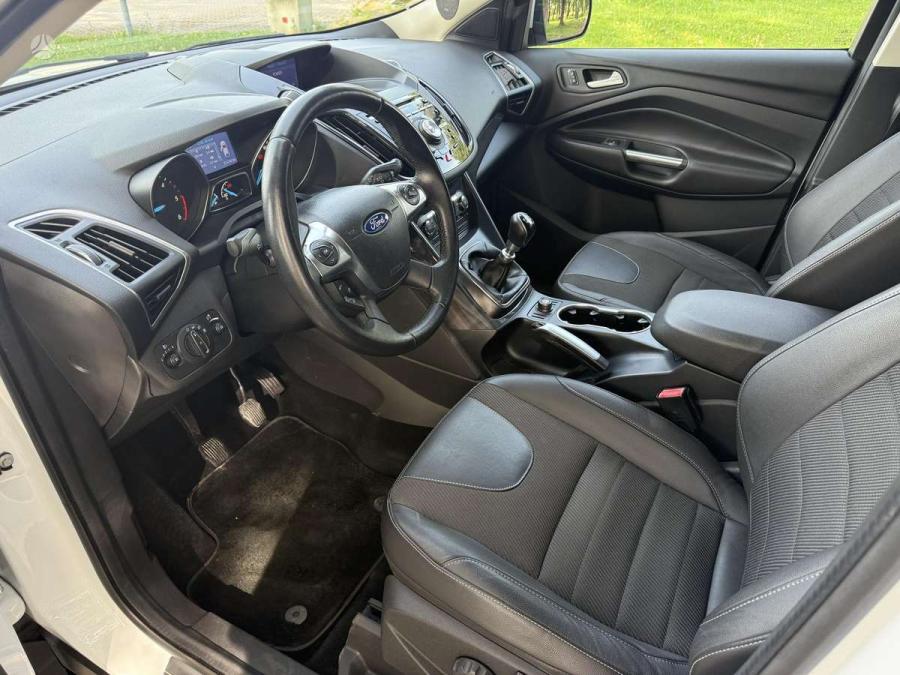 Balts Ford Kuga 2013 Tauragė, ar dzinēja tilpumu 0.00 L un nobraukumu 224 tūkst. km par 6400 €, foto 8 vietnē AUTOMOTO.COM.LV