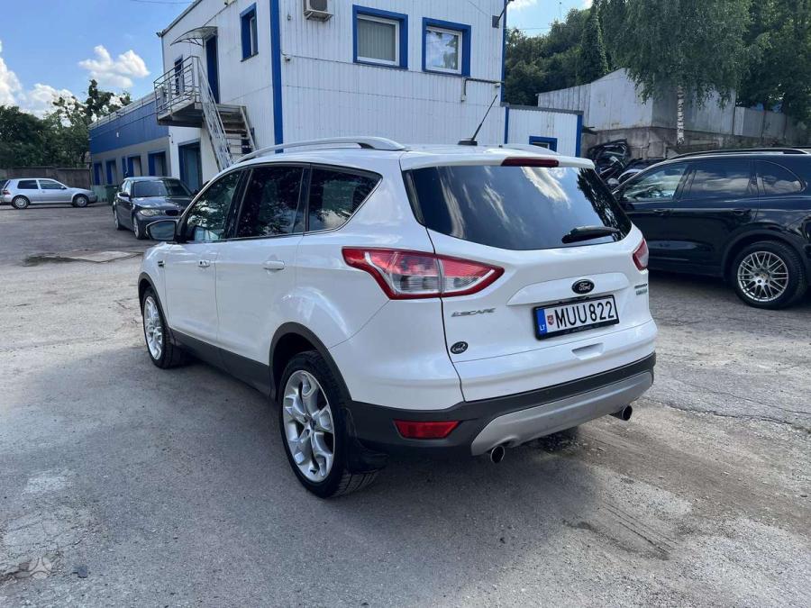 Balts Ford Kuga 2013 Kauņa, ar dzinēja tilpumu 1.99 L un nobraukumu 144 tūkst. km par 3900 €, foto 5 vietnē AUTOMOTO.COM.LV