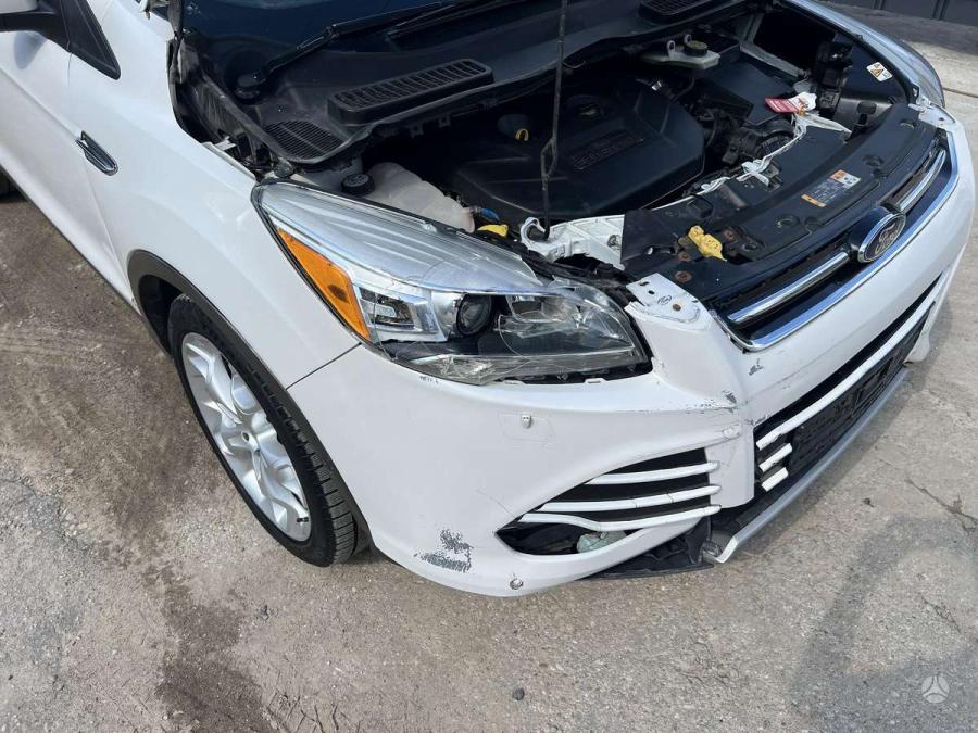 Balts Ford Kuga 2013 Kauņa, ar dzinēja tilpumu 1.99 L un nobraukumu 144 tūkst. km par 3900 €, foto 10 vietnē AUTOMOTO.COM.LV
