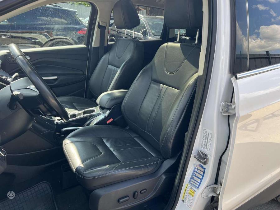 Balts Ford Kuga 2013 Kauņa, ar dzinēja tilpumu 1.99 L un nobraukumu 144 tūkst. km par 3900 €, foto 17 vietnē AUTOMOTO.COM.LV