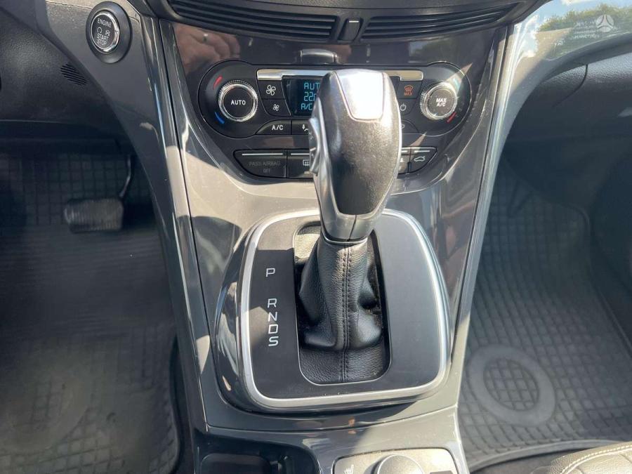 Balts Ford Kuga 2013 Kauņa, ar dzinēja tilpumu 1.99 L un nobraukumu 144 tūkst. km par 3900 €, foto 21 vietnē AUTOMOTO.COM.LV