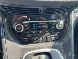 Balts Ford Kuga 2013 Kauņa, ar dzinēja tilpumu 1.99 L un nobraukumu 144 tūkst. km par 3900 €, foto 22 vietnē AUTOMOTO.COM.LV