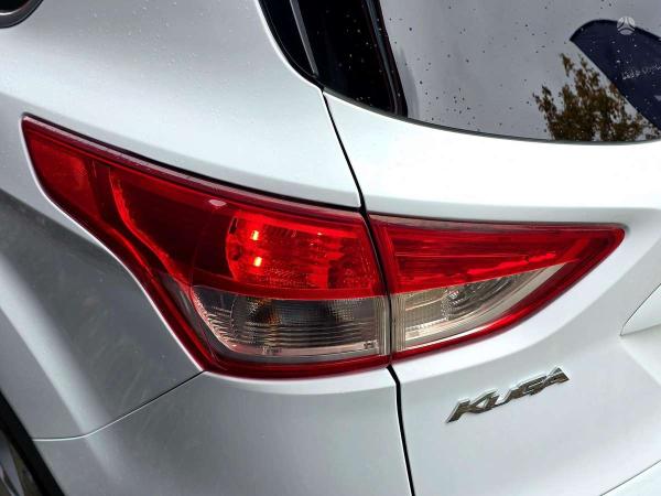 Balts Ford Kuga 2013 Šauļi, ar dzinēja tilpumu 2.00 L un nobraukumu 240 tūkst. km par 5999 €, foto 11 vietnē AUTOMOTO.COM.LV