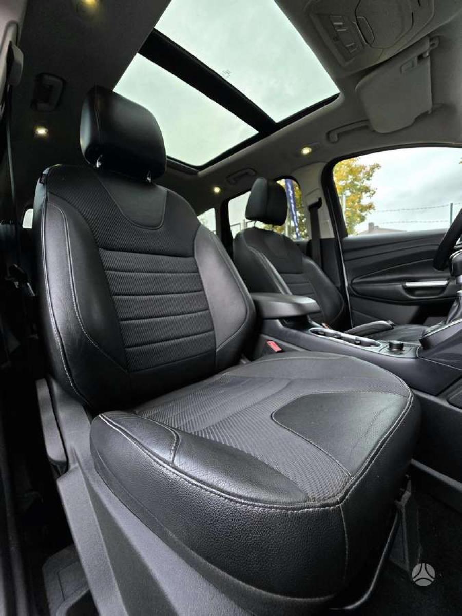 Balts Ford Kuga 2013 Šauļi, ar dzinēja tilpumu 2.00 L un nobraukumu 240 tūkst. km par 5999 €, foto 22 vietnē AUTOMOTO.COM.LV